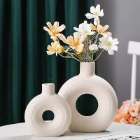 China Creative Nordic Ceramic Flower Vase 21x5x23.5cm Frosted Matt White Hydroponic Home Decoration for sale