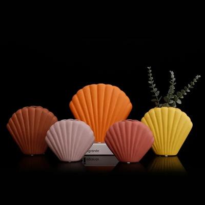 China Nordic Ceramic Shell Vase Minimalist Home Decor 20x11.5x25 cm Matt Glaze for sale