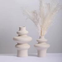 China Modern Nordic Ceramic Flower Vase Spiral Design 21cm Home Decoration White Porcelain Wedding Table Art for sale