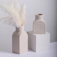 China Nordic Ceramic Flower Vase Set 2 Sizes 22.1cm and 15.3cm White Modern Home Decor for sale