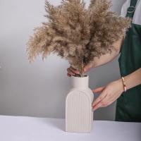 China Nordic Ceramic Flower Vase Set 2 Sizes 22.1cm and 15.3cm White Modern Home Decor for sale