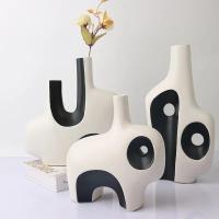 China Modern Luxury Gold Plated Ceramic Vase 15x15x30 cm Matt Finish Home Decor for sale