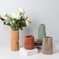 China Modern Morandi Matt Glaze Ceramic Vase 30cm for Home Decor Wedding Table Flower Arrangement for sale