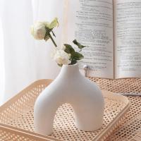 China Modern Minimalist Ceramic Donut Vase Set of 2 Matte Black White 8.2 Inch Home Decor for sale