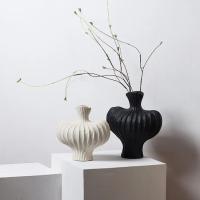 China Ceramic Flower Vase Modern Home Decoration Centerpiece Bulk Wedding Party Table Decor 28x17x31cm for sale