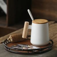 China Nordic Wooden Handle Ceramic Coffee Mug Set 480ml with Lid and Spoon for Home Office for sale