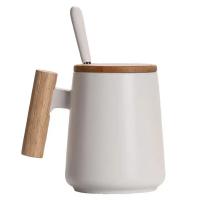China Nordic Wooden Handle Ceramic Coffee Mug Set 480ml with Lid and Spoon for Home Office for sale