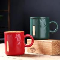 China Custom Ceramic Coffee Mug 430ml with Gold Handle and Logo for Promotional Gifts for sale
