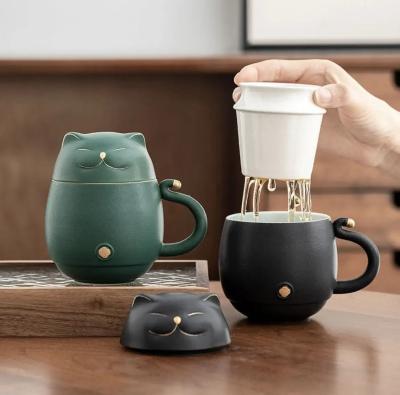 China Ceramic Travel Portable Tea Set Smiley Cat Shape 300ml Gongfu Mug Cup with Infuser for sale