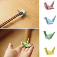 China Ceramic Origami Chopstick Holder Paper Crane Design Durable Chopstick Rest 3x5.7 cm for sale