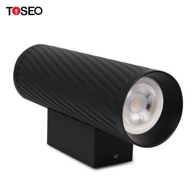 China Cylinder Surface Mounted Recessed Downlight Adjustable Black Aluminium Spotlight for sale