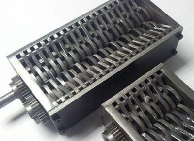 China Double Shaft Shredder Blades Crusher Knives HSS SKD11 52-60 HRC for Plastic Aluminum Strips for sale