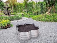 China Galvanized Raised Garden Beds Outdoor Planter For Gardening Vegetables 3*3*1 Ft Irregular Sharp Metal Garden Box(Sliver) for sale