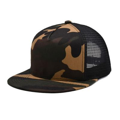 China Custom Camo Cotton Fabric Trucker Cap 58cm with Polyester Mesh Backing and Embroidery Logo - 6 Panel Flat Brim Design for sale