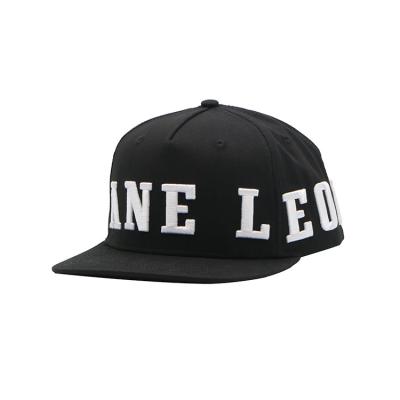 China High Durability Black Flat Visor Snapback Hat with Embroidered Logo 100PCS MOQ for sale