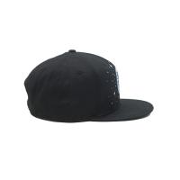 China Custom Embroidered Logo Cotton Snapback Hat Flat Brim 6 Panel Unisex One Size for sale