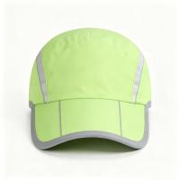 China Custom Sport Cap Low Profile Unstructured Fit Contrast Stitching One Size Adjustable Velcro Closure for sale