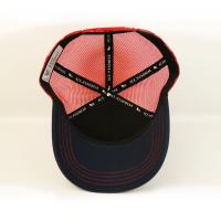China Classic 3D Embroidery Logo 5 Panel Mesh Trucker Caps For Men Light Weight for sale