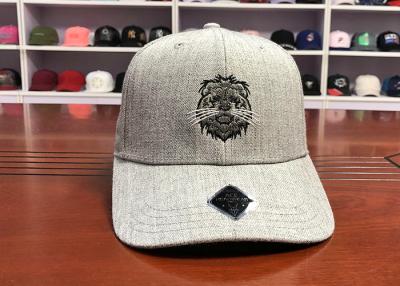 China Custom Unisex 6 Panel Cotton Baseball Cap with Flat Embroidery Lion Logo Metal Back Closure 58cm for sale
