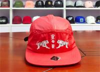 China Red Camper Flat Brim Leather Fabric Cap 26x24x12cm Custom Logo Printing MOQ 100pcs for sale