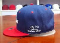 China Custom 3D Embroidery Logo Red Bill Snapback Baseball Cap Adjustable Size 100pcs MOQ for sale