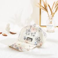 China Custom Logo 58cm Baseball Caps with Metal Patch for Adults Unisex 6-Panel for sale
