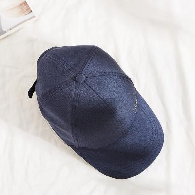 China Custom Blue Structured Baseball Cap Quick Dry 6 Panel Reflective Logo Adult Size 58-62cm for sale