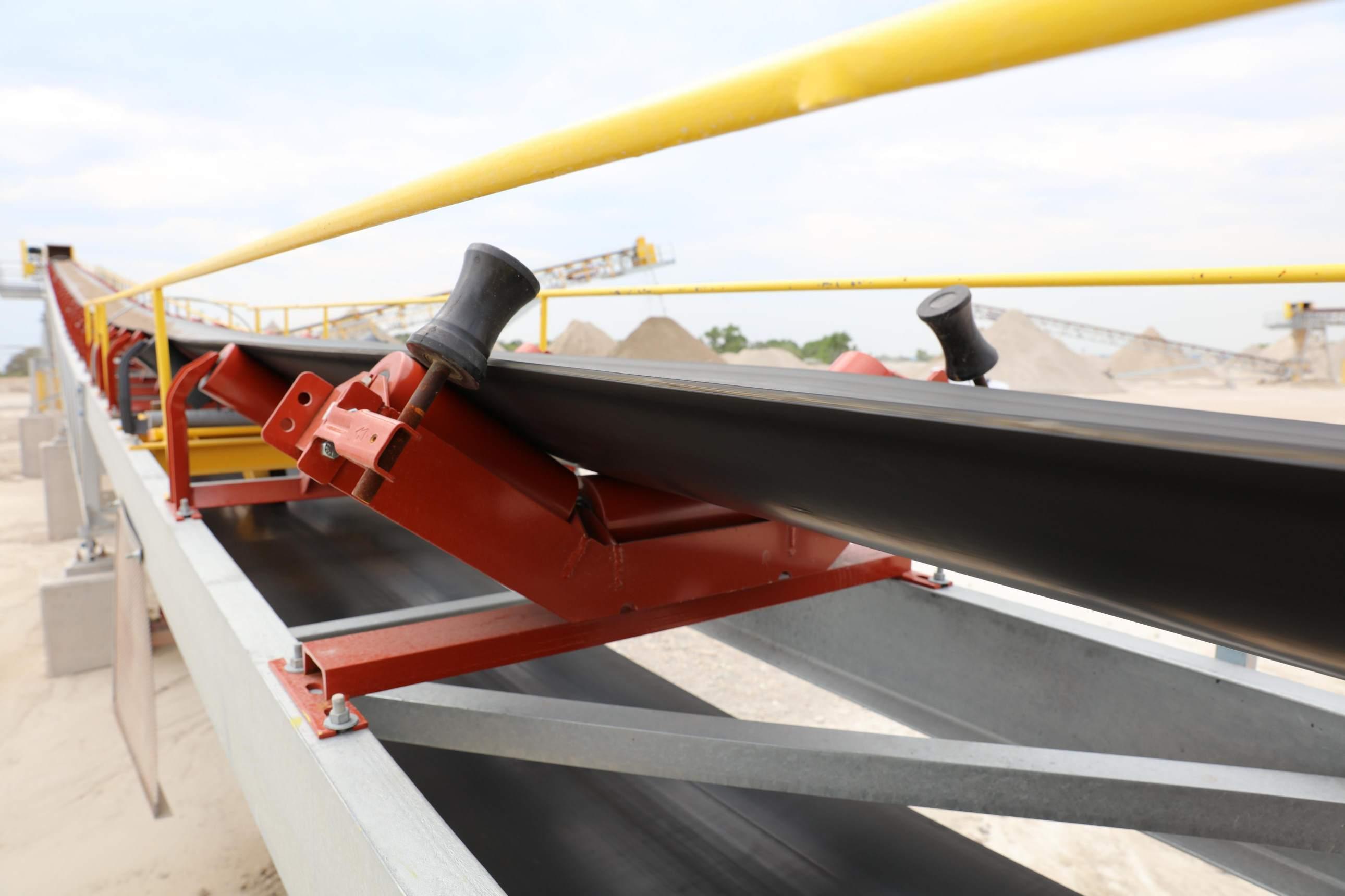 CONVEYOR BELT TRACKER