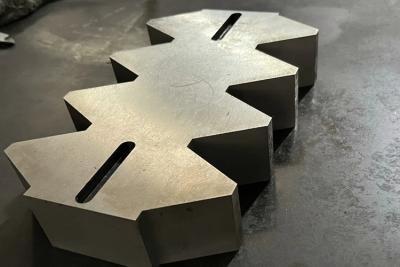China D2 Material Shredder Blades For Tyre Recycling Shredder Machine for sale
