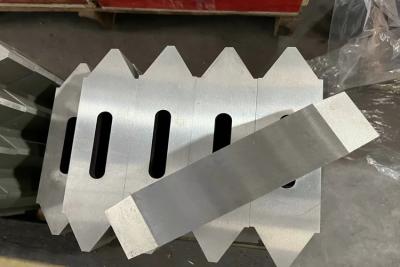 China D2 Steel Tyre Recycling Shredder Blades 25-30mm for Double Shaft Shredder Machine for sale