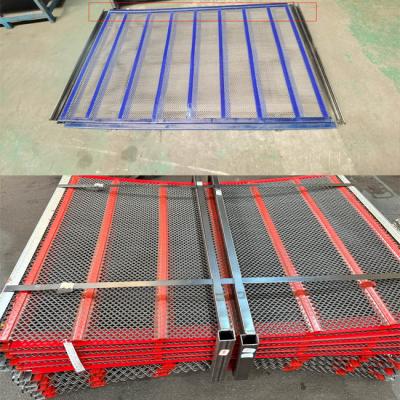China Woven 610x610 Slotted Self-Cleaning Screen Mesh Stainless Steel PU Strip Anti-Clog Mining 1-5mm for sale