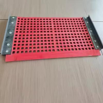 China High Anti-Abrasion Rubber Self-Cleaning Screen Mat 1m Width Round Aperture for Dry Screening for sale