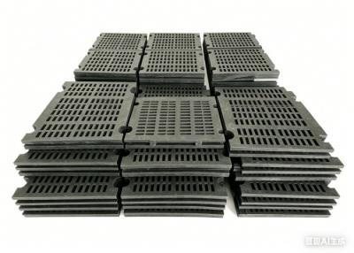 China Self Cleaning Rubber Screen Panel for Sticky Material Screening for sale