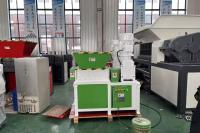 China 800kg/h Tire Dual Shredder for Rubber Powder Line for sale