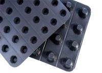 China Geocomposite Drain Plastic Dimpled Drainage Board For Water Percolation for sale