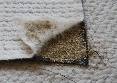 China Geosynthetic Clay Liner 3 / 4 Layer Bentonite Waterproof Blanket 2 - 6m Width for sale
