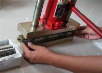 China Industrial Manual Roller Lacing Tool for 9mm Corrugator Belt 300mm Width 28kg for sale