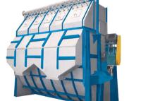 China Waste Paper Pulp Thickening Inclined Screw Thickener 60-240 m2 Filtering Area for sale