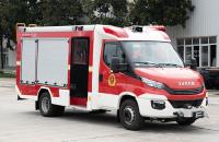 China DAILY Small Fire Truck with 3000L Water Tank and Rescue Tools for sale