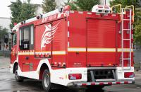 China MAN Small Fire Fighting Truck and Foam Tender with 8 Firefighters for sale