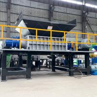 China Scrap Car Metal Portable Tire Shredder Recycling Equipment For Food Waste and Cardboard for sale