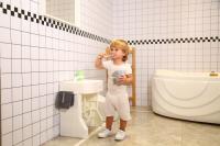 China Logo Customizable Easy To Use Children'S Wash Basin With Pedestal for sale
