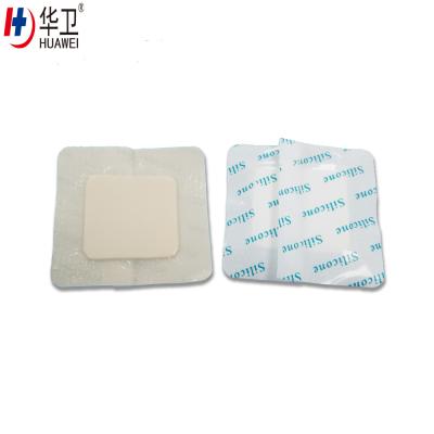 China Medical consumables 7.5 x 7.5cm High absorbent silicone foam wound patch for sale