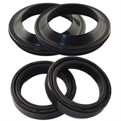 China Shaft 3 Lips NBR/FKM Rubber materia  Seal Spring with Corrugated Thread Tg4 Oil Seal customized package for sale