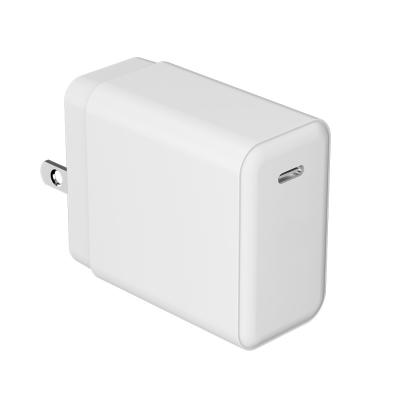 China IPhone 65W GaN Fast Charger Compatible 9V 3A US Folding Pins USB C for sale