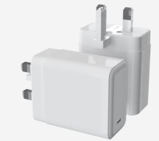 China QC3.0 45W PD Fast Charger Type C 5V 3A Output Overvoltage Protection UK Plug for sale