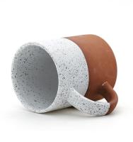 China 10oz Creative Ceramic Tea Coffee Mug Cup With Two-Color Handle for sale
