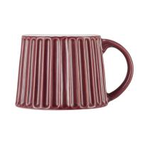 China Cute Ceramic Mugs Handmade 480ml Ceramic Unique Coffee Mug With Lines for sale