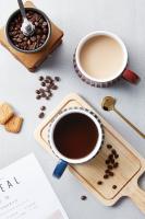 China Cute Ceramic Mugs Handmade 480ml Ceramic Unique Coffee Mug With Lines for sale
