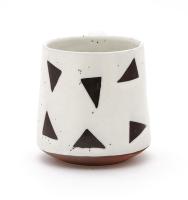 China Ceramic Handmade Cups Unique Geometric Smart Black And White Ceramic Coffee Mug For Gift for sale
